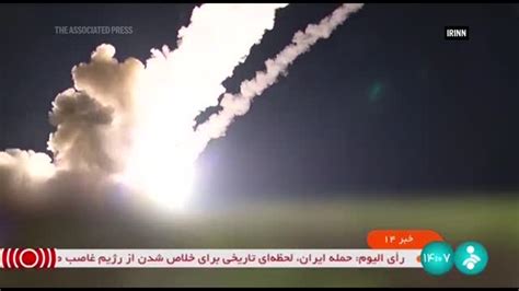イランがイスラエルを初めて直接攻撃イランの国営テレビがミサイル発射映像公開（13日） 読売新聞