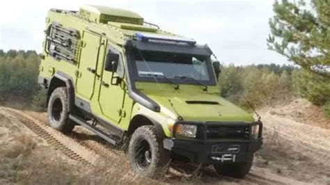 우크라이나 전선 구조 강화를 위해 장갑 구급차 ‘주라 에백 도입