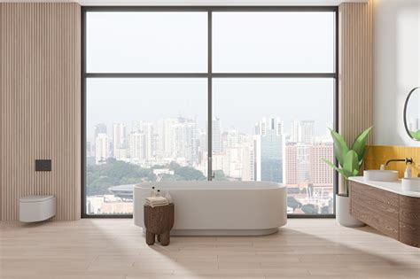 파노라마 창문 근처에 욕조 변기 세면대가 있는 세련된 숙소 욕실 인테리어 0명에 대한 스톡 사진 및 기타 이미지 0명 3