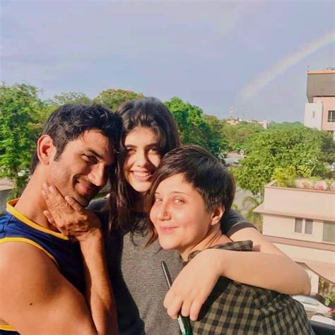 Sushant Singh Rajput And Sanjana Sanghis Throwback Pics From The Sets Of