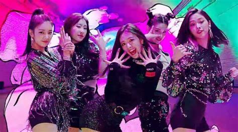 Itzy S Debut Dalla Dalla MV Scores More Than 13 Million Views In One
