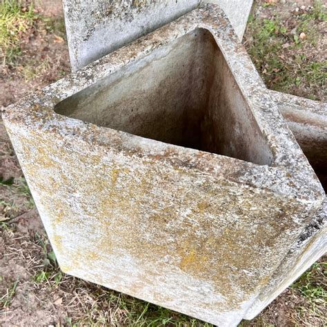 Set Of 3 Triangular Planters By Willy Guhl 1960s Switzerland For Sale