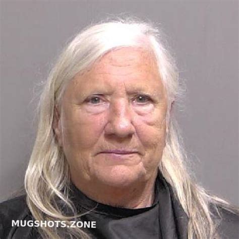 Fiske Sharon Lee 04182022 Flagler County Mugshots Zone