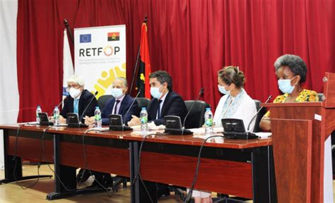 Secretários De Estado De Portugal E De Angola Tomam Contacto Com Cursos