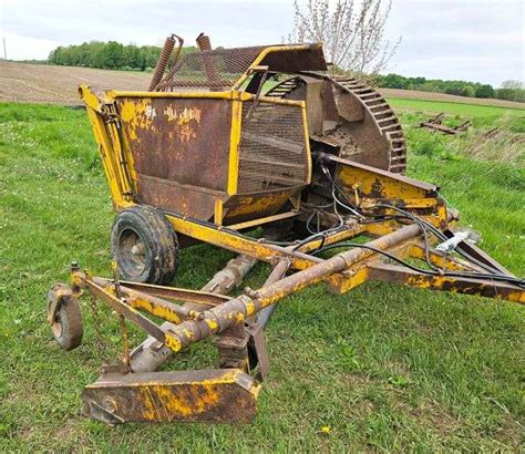 Haybuster H106 Rock Picker Several Newer Bearings Used This Spring Ferris Wheel Could Use A