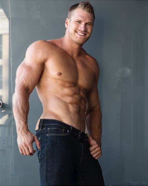 Hot And Handsome Muscle Men Perfect Muscle System — Maverick Willett