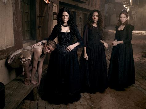Salem Promo Gotham Costumes Dépoque Sorcières De Salem