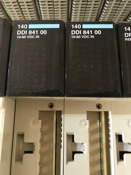 Schneider Modicon 140 Ddi 84100 Input Module Rocautomation