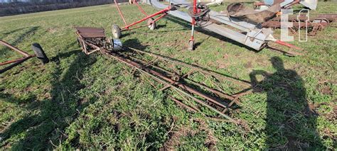 Hay Elevator Unknown 2883 Auctions Equipmentfacts