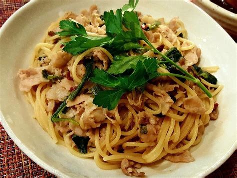 豚肉とほうれん草のペペロンチーノ。 By まあさんのキッチン。 【クックパッド】 簡単おいしいみんなのレシピが394万品