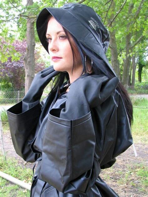 Adele Pinup Punk Rain Cap Rainwear Girl Rubber Raincoats Pvc