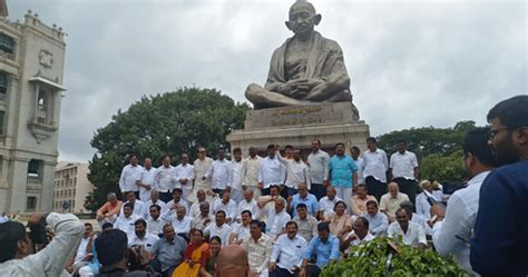 Karnataka Bjp Stages Protest Outside Vidhana Soudha