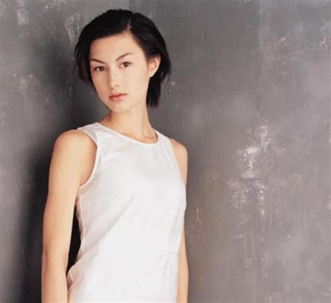 从 玉兰油女孩”到单亲妈妈，离开富豪老公，丹尼尔活出完美人生 新加坡新闻