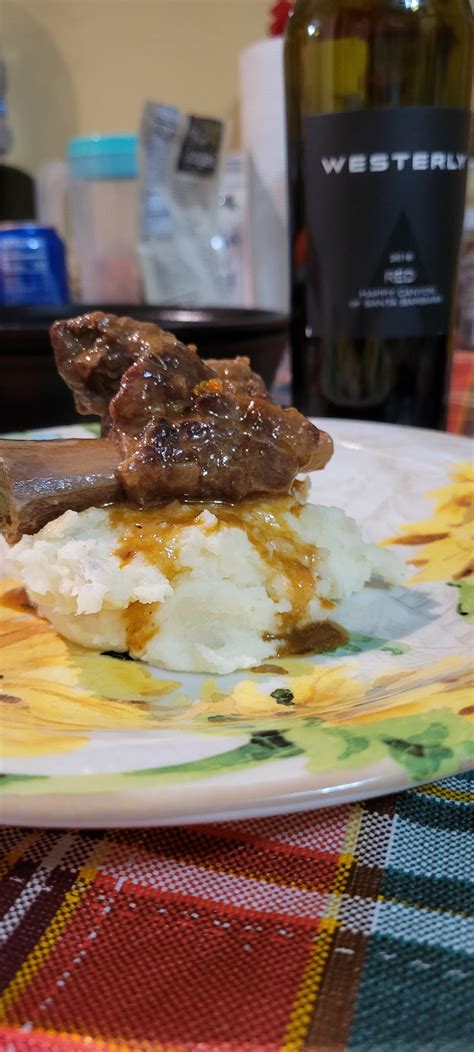Homemade Braised Beef Short Ribs And Mashed Potatoes Rfood