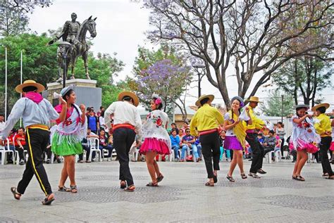 La Cueca Boliviana Expresa Poesía Música Y Coreografía Contacto Sur