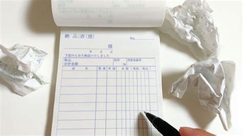 シールで簡単！無地の紙袋でオリジナルのショップバッグを作ってみました 紙のブログ