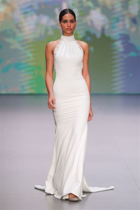 Wona Concept Eva Lendel 2025春夏婚纱礼服秀 Barcelona Bridal 2025 天天时装 口袋里的时尚指南