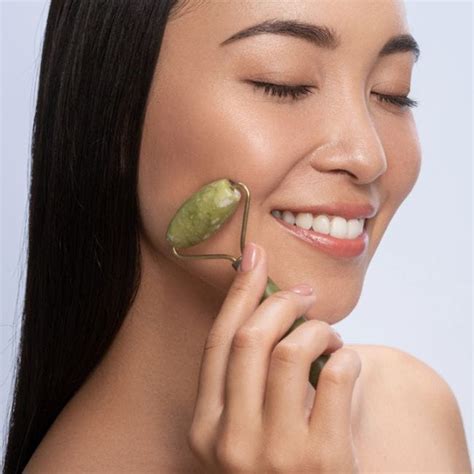 Massagem Facial Descubra Os Benefícios Como Fazer E Mais