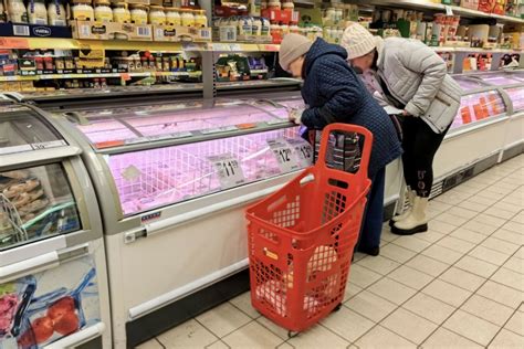 Promocja na karpia w Biedronce Można dostać voucher na zakupy INNPoland pl