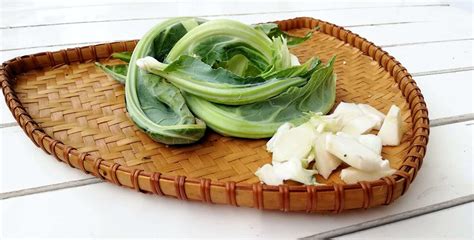 Come Utilizzare Gli Scarti Dei Cavolfiori E Dei Broccoli Romani