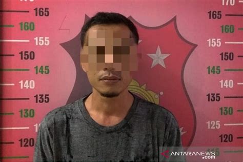 Satu Orang Tersangka Pembunuhan Di Layuh Menyerahkan Diri ANTARA News Kalimantan Selatan