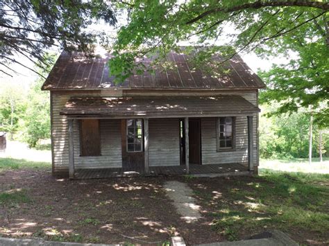 Katniss Everdeens House The Hunger Games Wiki Fandom