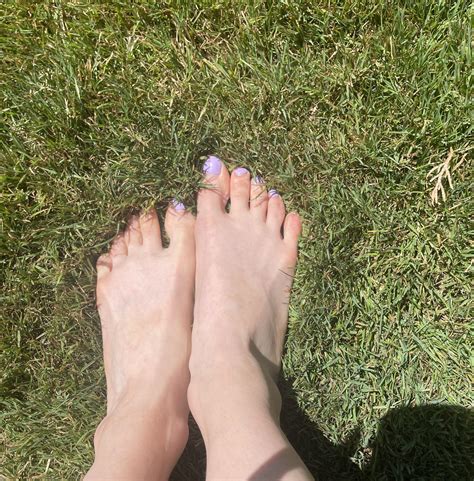 Toes In The Sun R Footjob888