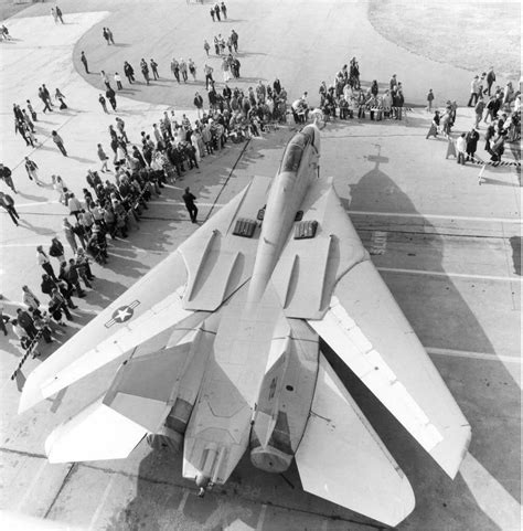 The Sheer Size Of The F 14 Tomcat Images