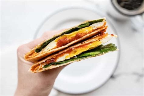 Chili Garlic Breakfast Quesadilla Budget Bytes
