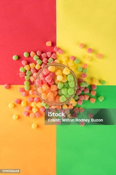 Permen Gummy Susunan Permen Bergetah Terlihat Dari Atas Dalam Botol
