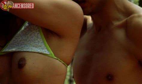 Marcela Mendívil desnuda en La resurrección de Amanda Morales