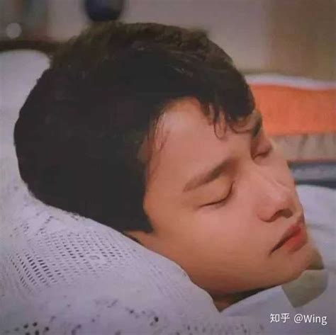 张国荣图片最帅的头像张国荣图片抽烟 伤感说说吧