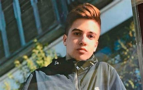 Victor 17 Ans Retrouvé étranglé à Mort Et Enterré Son Ex Petite