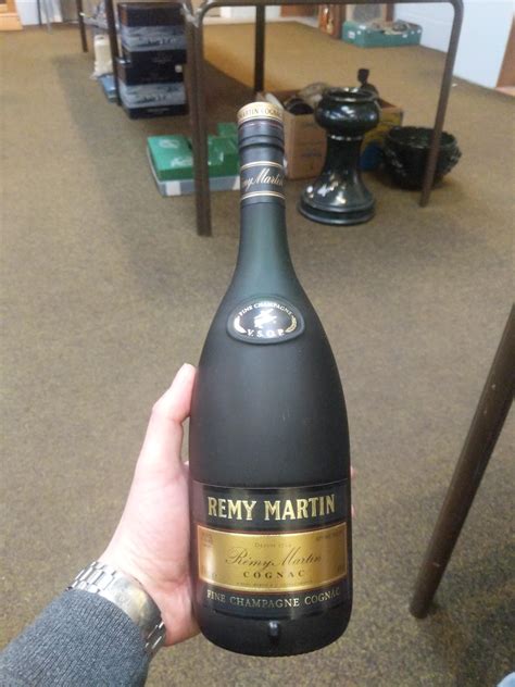 Lot 104 Rémy Martin Vsop Cognac 1lt Martell