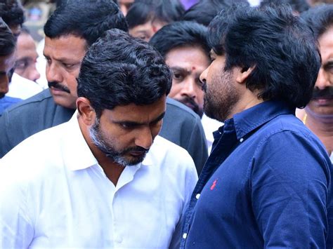 Tension In Ycp రంగంలోకి టీడీపీ జనసేన వైసీపీలో టెన్షన్