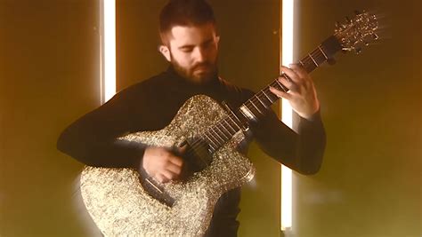 A Rhythmic Cover Of Daft Punks Lose Yourself To Dance Performed On A