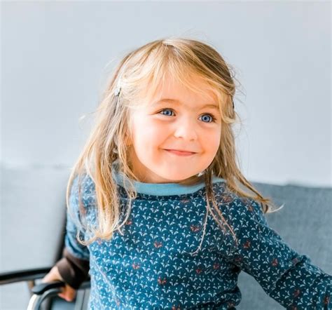 Premium Photo Smiling Girl Looking Away