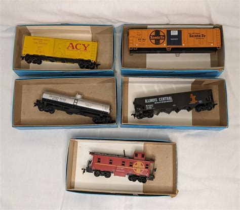 Athearn Ho Gauge Cars