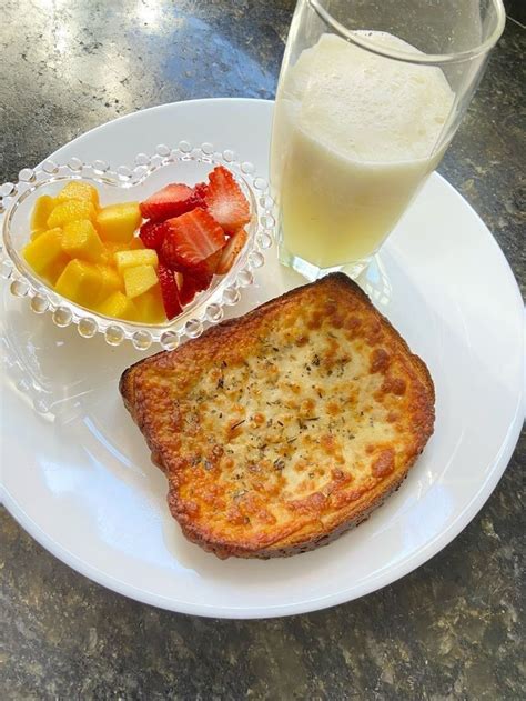 Pin de Elizabeth Taylor em Breakfast em 2024 Lanches saudáveis