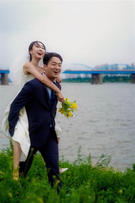 지원과 두현의 결혼식에 초대합니다