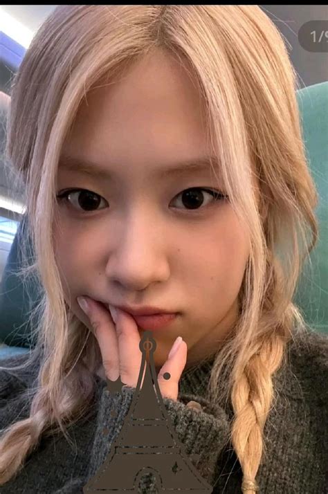 Pin Di Skz Su Pinuri Create De Tine Black Pink Instagram Rose