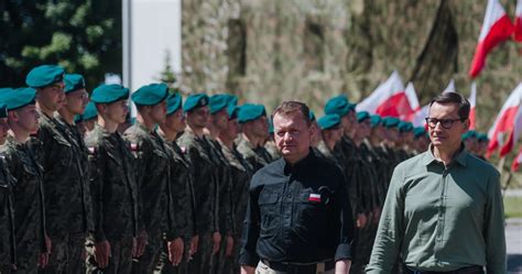 Białystok Mateusz Morawiecki a reakcja na bunt w Rosji Procedury