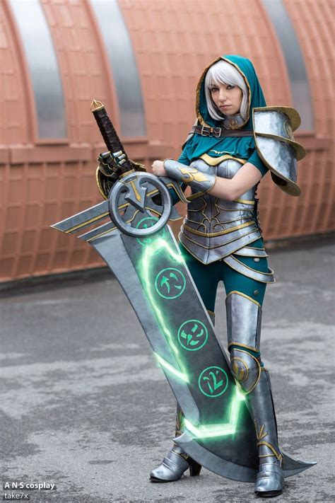 Riven League Of Legends Cosplay