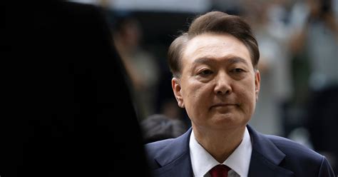 尹 구속영장심사 휴정도시락 등 저녁 식사 후 오후 8시 재개