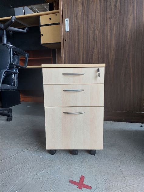 Laci Drawer Kayu Perabotan Rumah Di Carousell