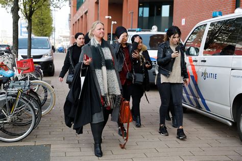 OM eist jaar cel en tbs tegen Bekir E voor moord op Hümeyra