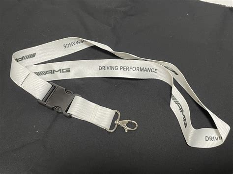 【目立った傷や汚れなし】 メルセデスベンツ Amg Driving Perfomance ネックストラップの落札情報詳細 ヤフオク落札価格