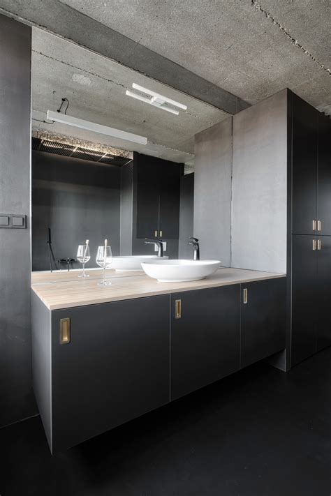 A Police Woman S Apartment Architecture M T 1997