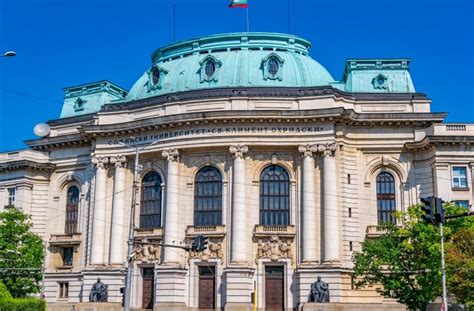 Добрата новина на деня е предстоящият старт на лекционната програма по свободно избираема