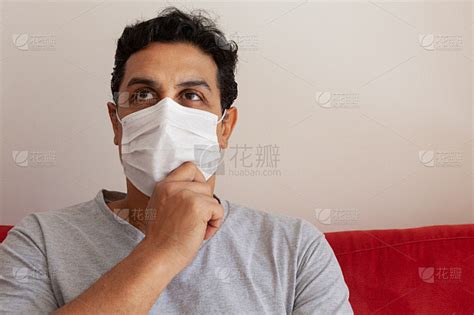 患者戴一次性外科口罩